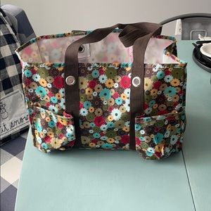 thirty-one - Poshmark